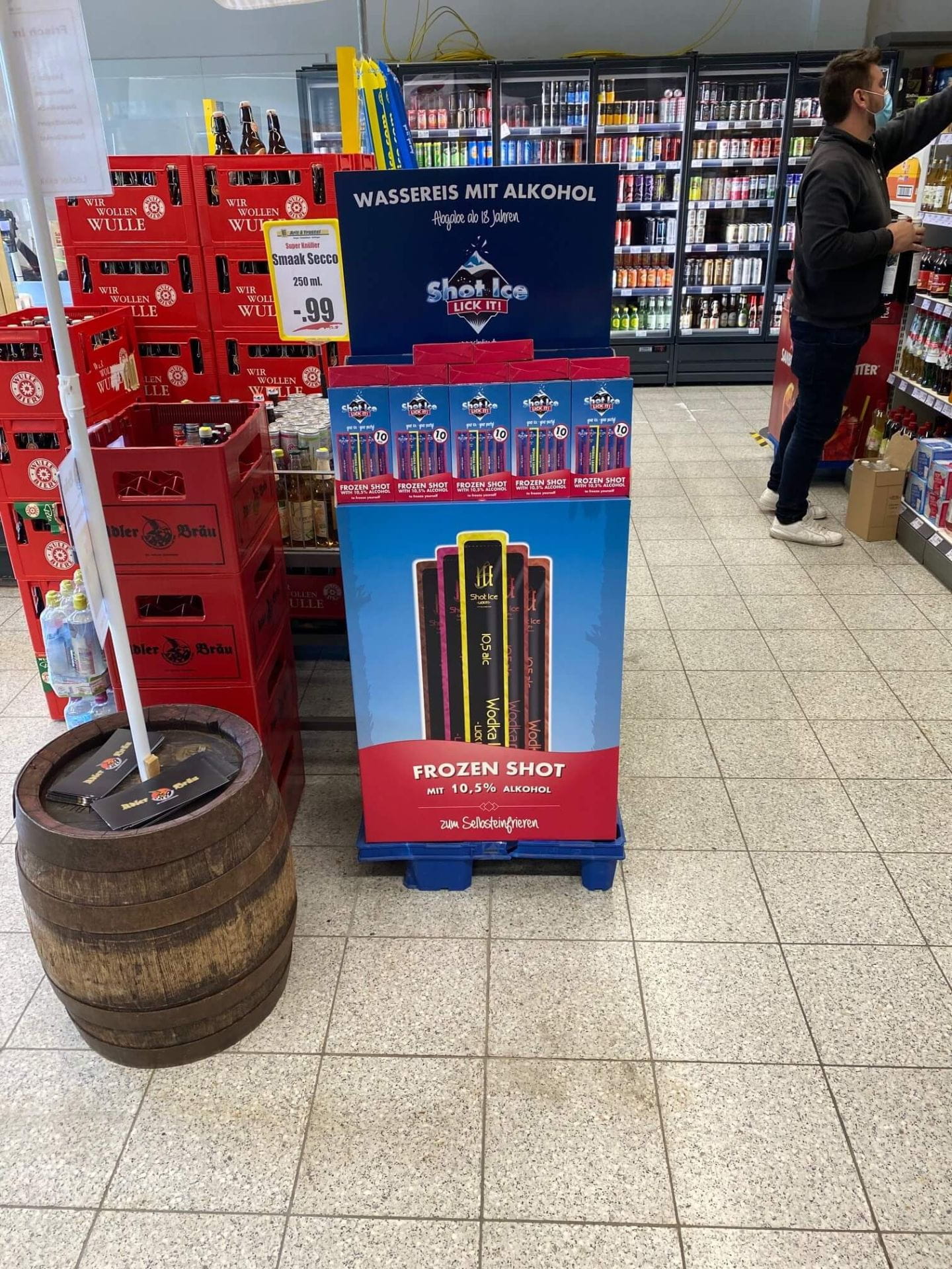 Shot Ice - first displays in supermarkets